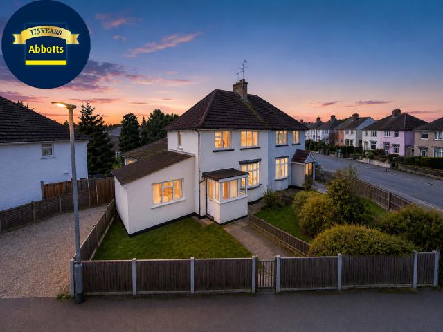 1 bedroom property to let in Springfield Park Road, Chelmsford, CM2 £750 pcm