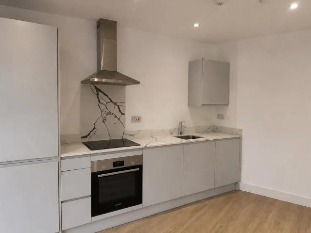 1 bedroom property to let in Tindal Street, Balsall Heath, B12 £850 pcm