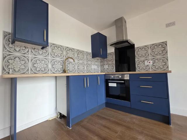 1 bedroom property to let in Wellington Road, Bilston, WV14 £775 pcm