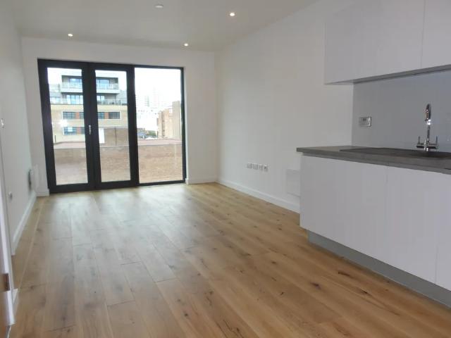 1 bedroom property to let in Windmill Hill, Birmingham, West Midlands £925 pcm