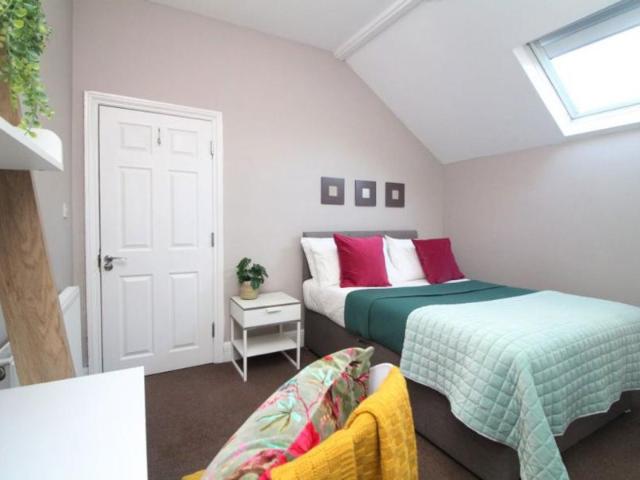 1 bedroom Property To Let