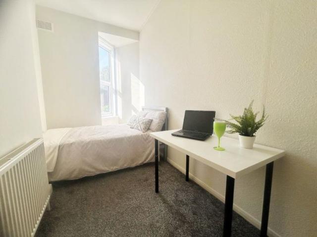 1 bedroom Property To Let