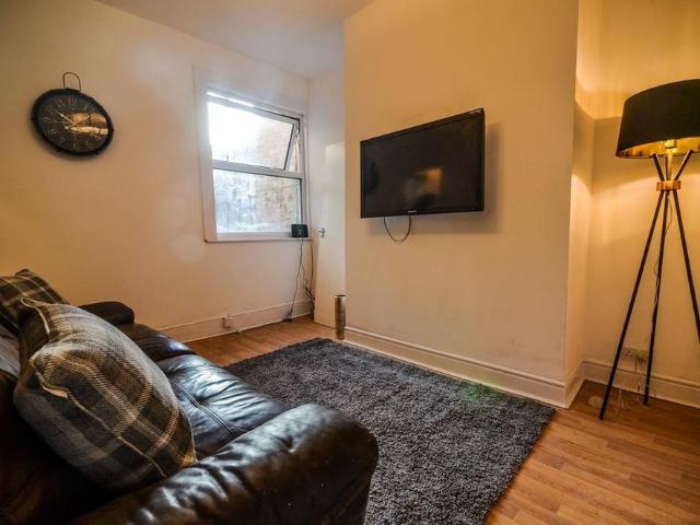 1 bedroom property to rent