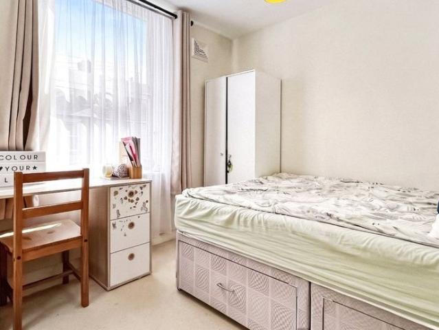 1 bedroom property to rent