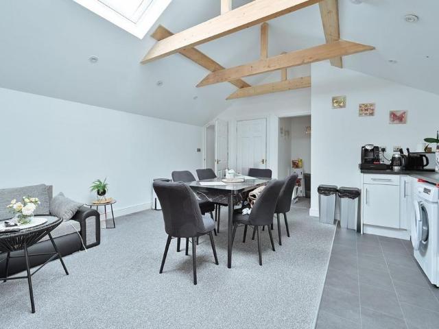 1 bedroom property to rent