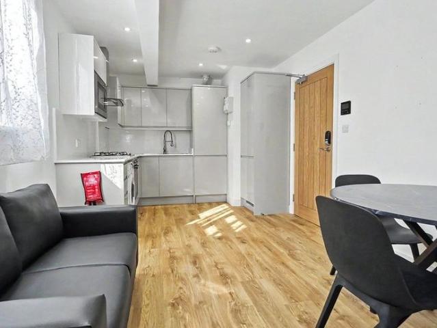 1 bedroom property to rent