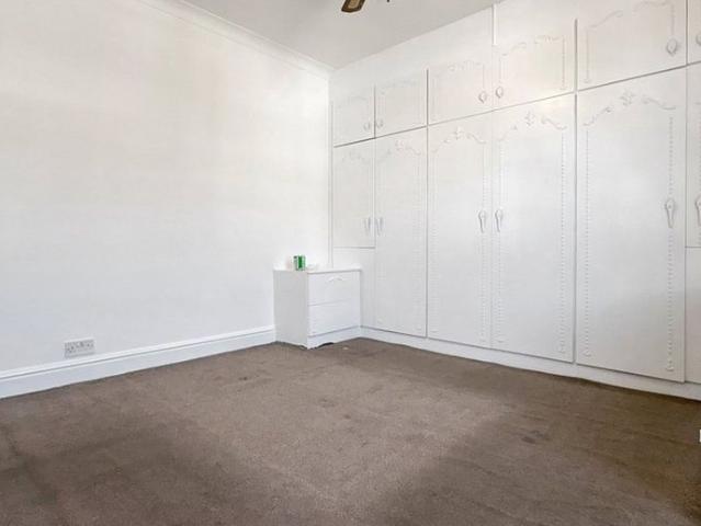 1 bedroom property to rent