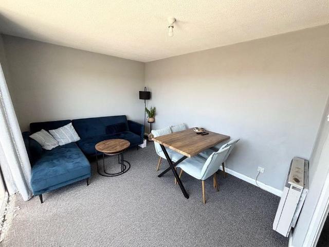 1 bedroom property to rent
