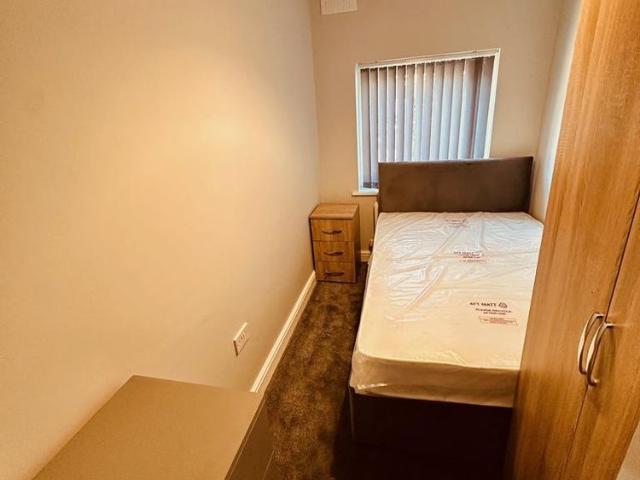 1 bedroom property to rent