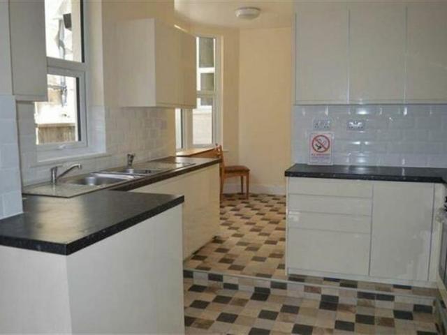 7 bedroom house to rent