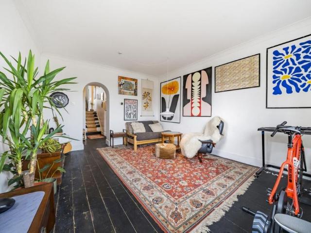 1 bedroom property to rent