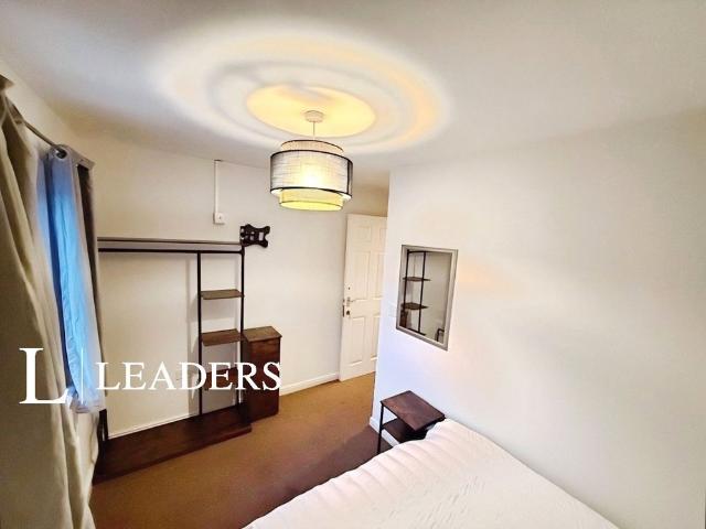 1 bedroom property to rent 5 Waterlily Close, Stoke on Trent, Staffordshire, ST1