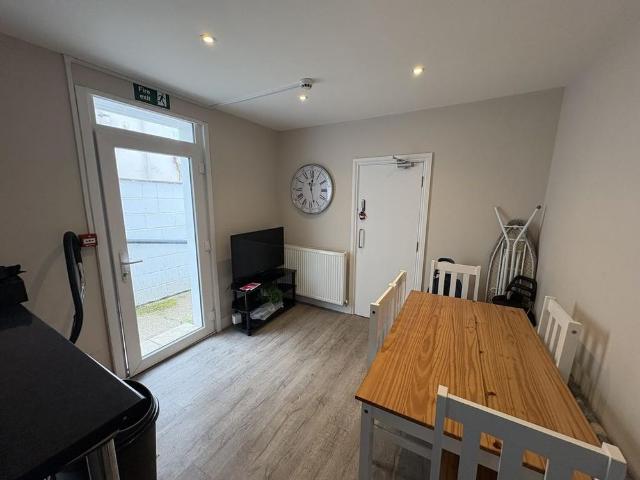 1 bedroom property to rent