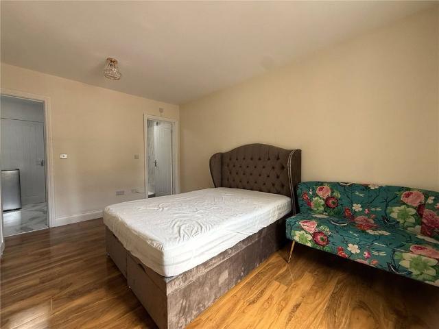 1 bedroom property to rent
