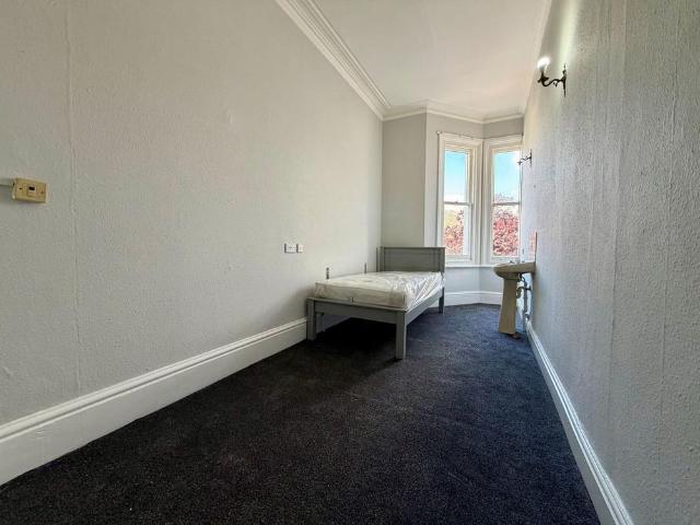 1 bedroom property to rent