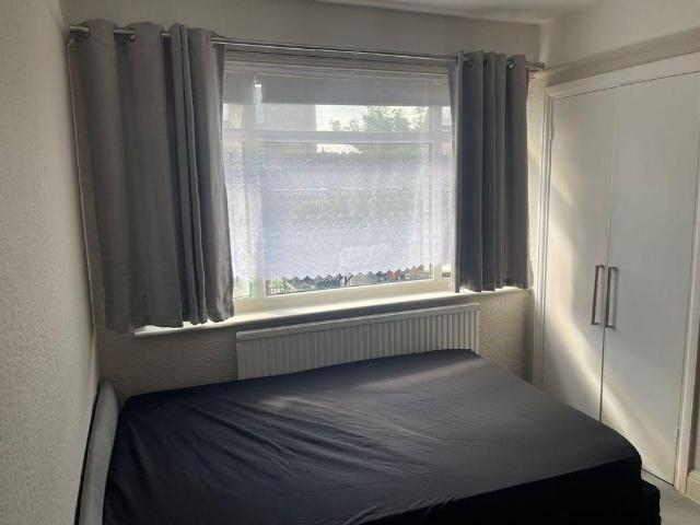 1 bedroom property to rent