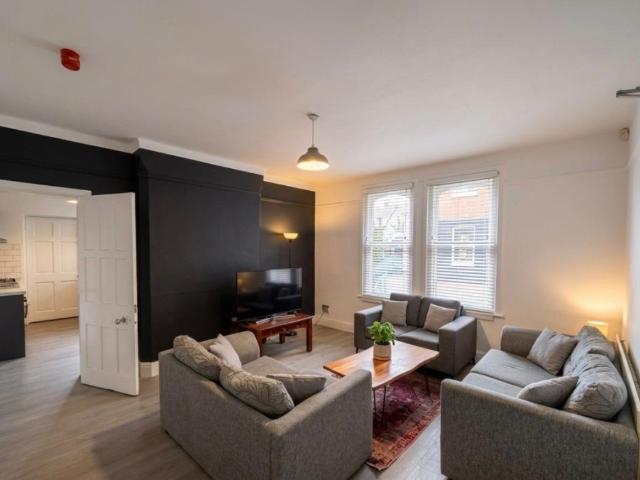 1 bedroom property to rent