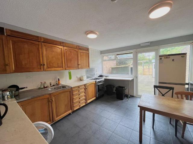 1 bedroom property to rent