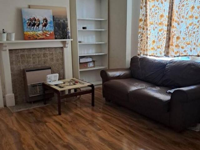 1 bedroom property to rent