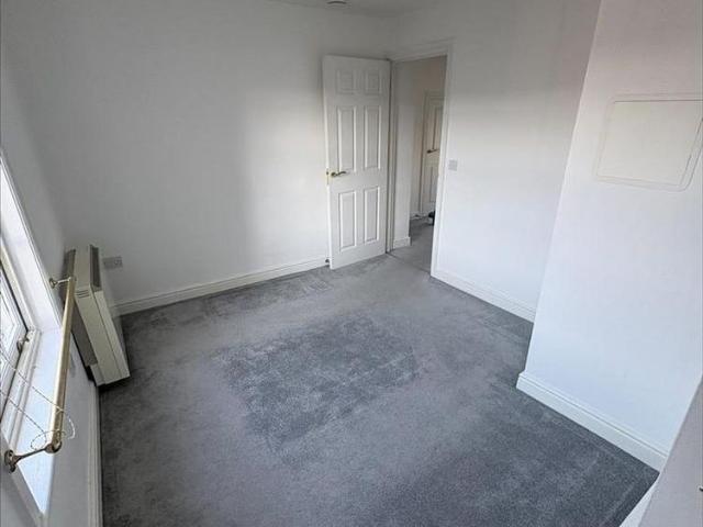 1 bedroom property to rent