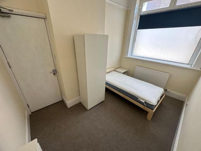 1 bedroom property to rent