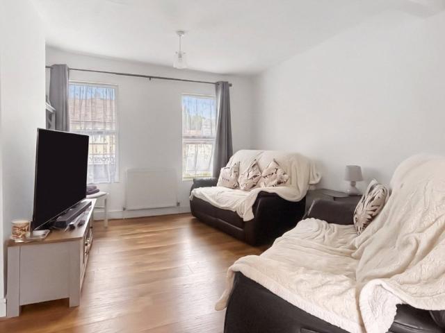 1 bedroom property to rent