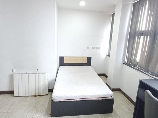 1 bedroom property to rent
