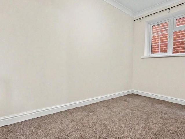 1 bedroom property to rent