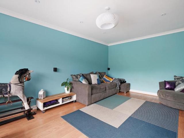 1 bedroom property to rent