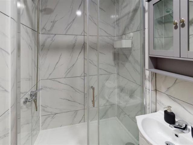 1 bedroom property to rent