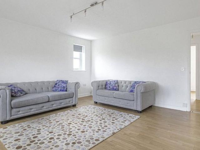1 bedroom property to rent