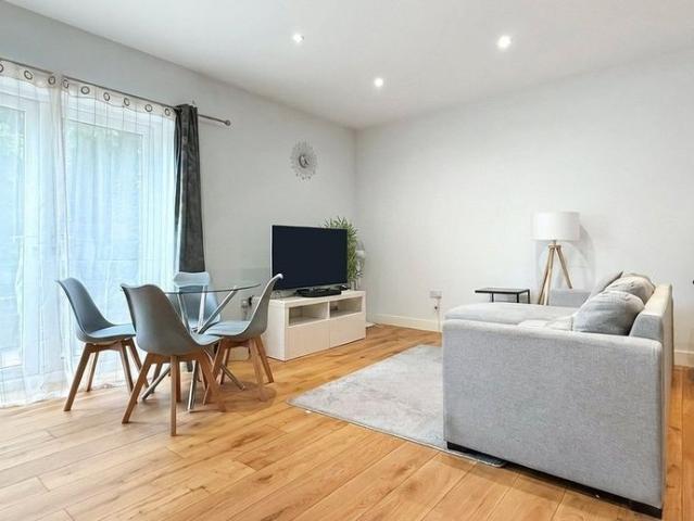 1 bedroom property to rent