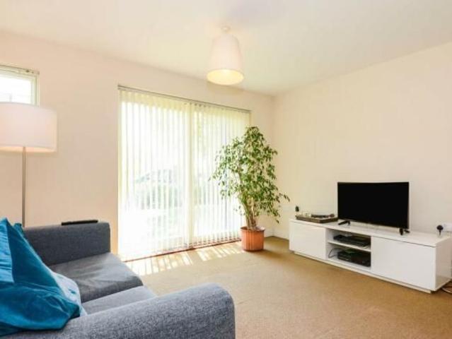 1 bedroom property to rent