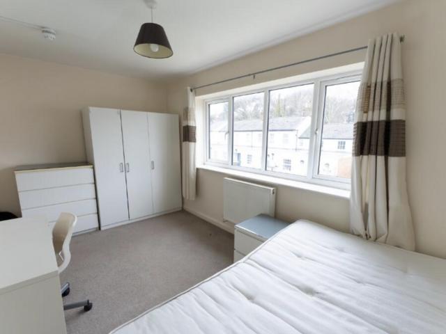 1 bedroom property to rent