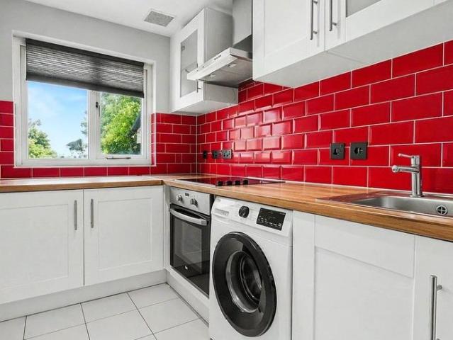 1 bedroom property to rent