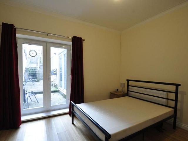 1 bedroom property to rent