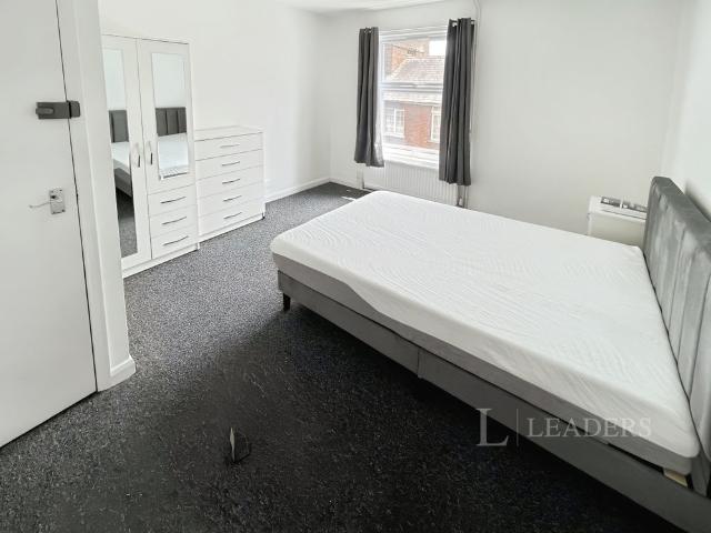 1 bedroom property to rent Wellington Street, Luton, Bedfordshire, LU1