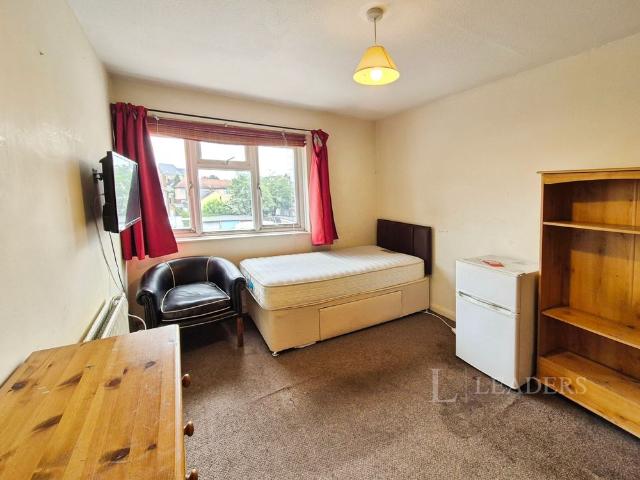 1 bedroom property to rent Wheatfield Way, Chelmsford, CM1