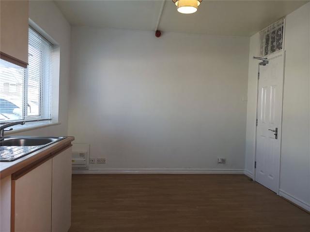 1 bedroom property to rent Ashmore Avenue, Poole, Dorset, BH15