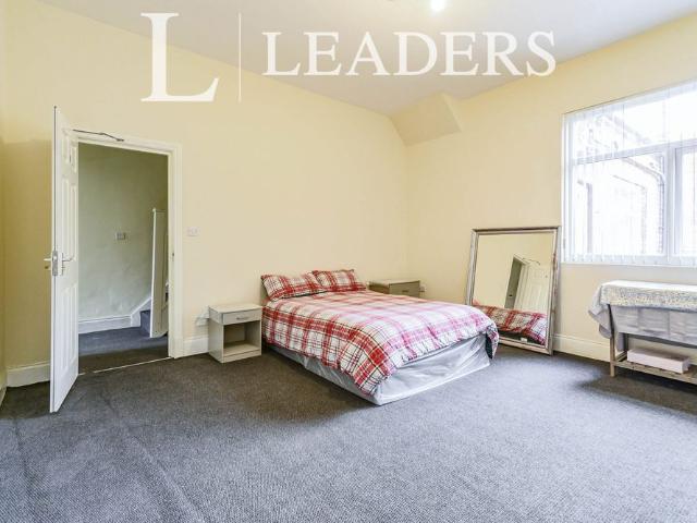 1 bedroom property to rent Bolton Road, Farnworth, Bolton, Greater Manchester, BL4