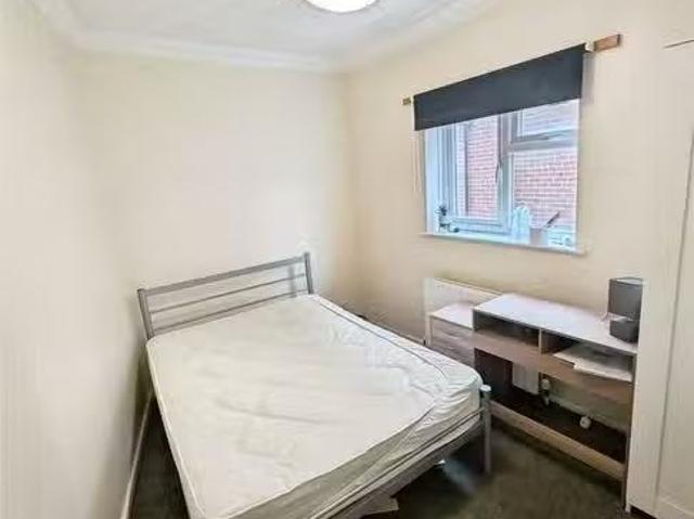 1 bedroom Property to rent, Broadlands Road, Southampton, SO17.