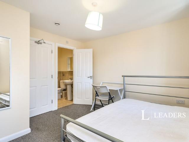 1 bedroom property to rent Chipmunk Chase, Hatfield, Hertfordshire, AL10