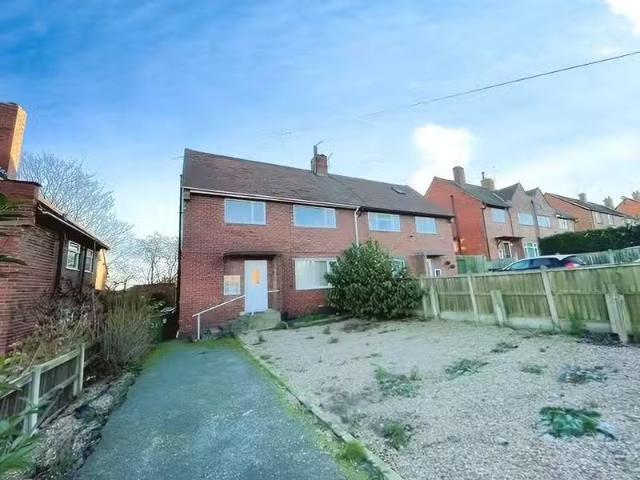 1 bedroom Property to rent, Grove Mount, South Kirkby, WF9 £4.