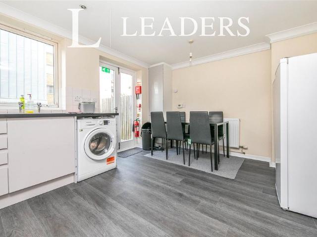 1 bedroom property to rent Harland Street, Ipswich, Suffolk, IP2
