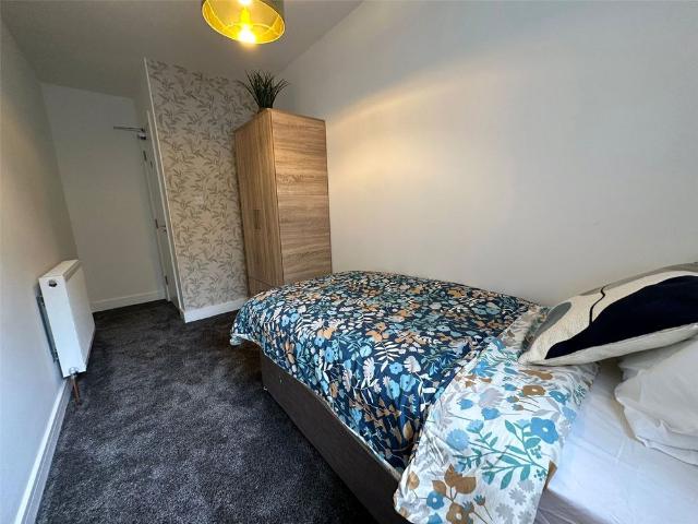 1 bedroom property to rent Hurst Street, Widnes, Cheshire, WA8