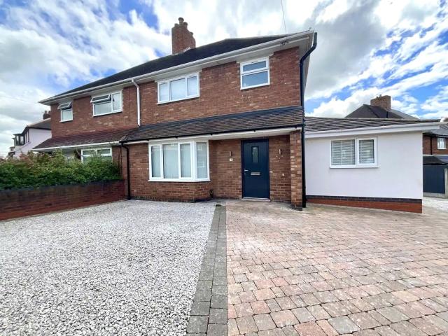 1 bedroom property to rent in Parkfield Crescent, Tamworth, Staffordshire