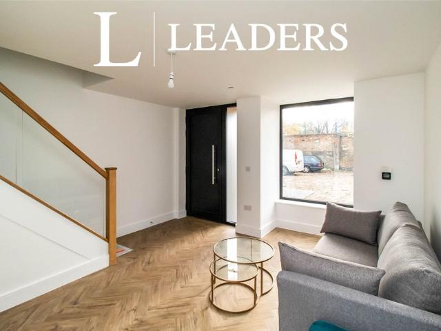 1 bedroom property to rent Lancaster Gardens, Southend on Sea, SS1