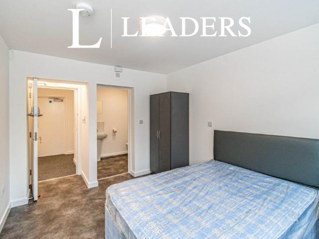 1 bedroom property to rent Lichfield Road, Brownhills, Walsall, West Midlands, WS8