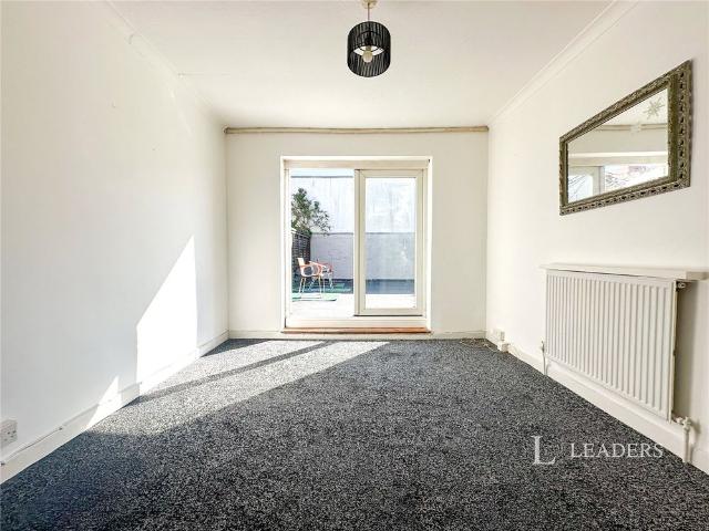 1 bedroom property to rent North Cross Street, Gosport, Hampshire, PO12