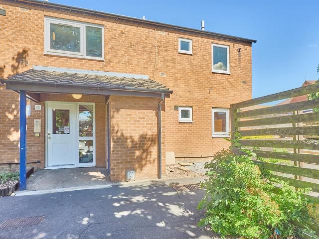 1 bedroom property to rent on Lawnswood, Hinckley, Leicestershire